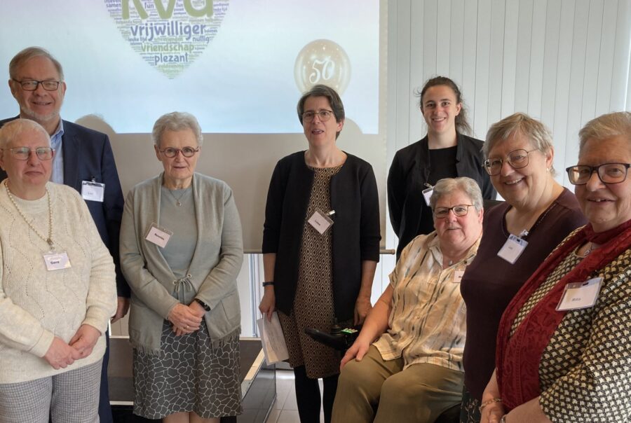 Langs de steenweg: Johan Sterckx (KIA Vermant) - Aansteker